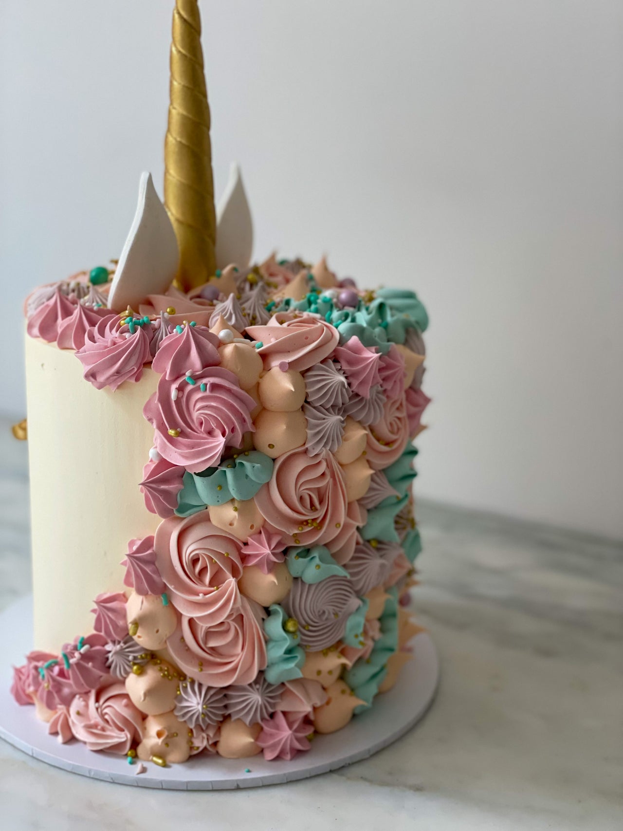Unicorn Cake – The Cake Club.