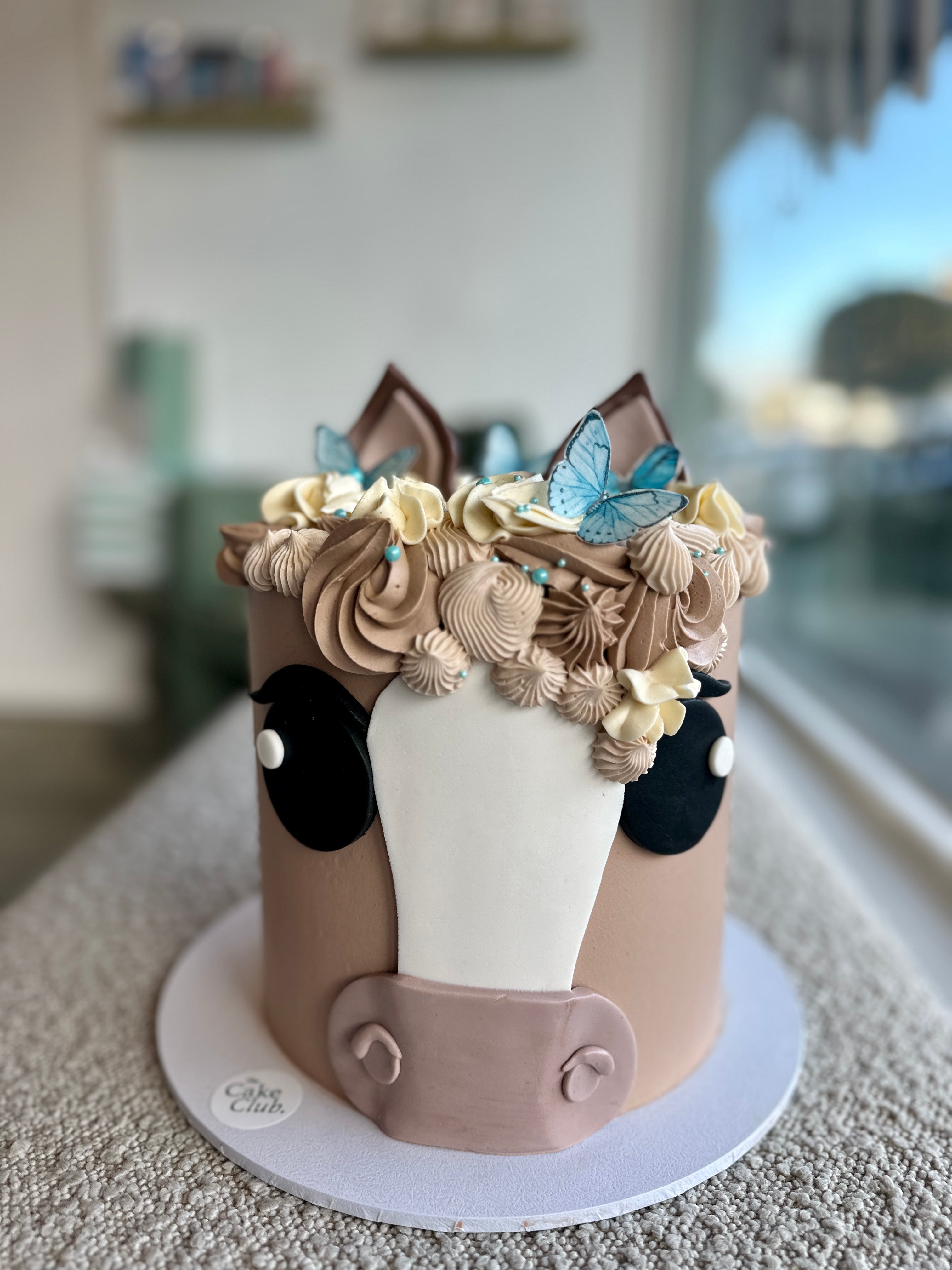 Horsey Cake – The Cake Club.